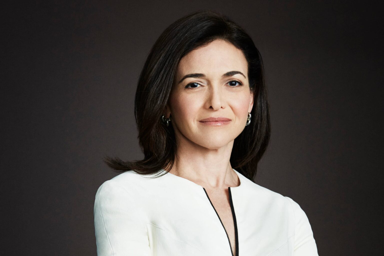 CEO Communications Strategy: 7 Best Practices
